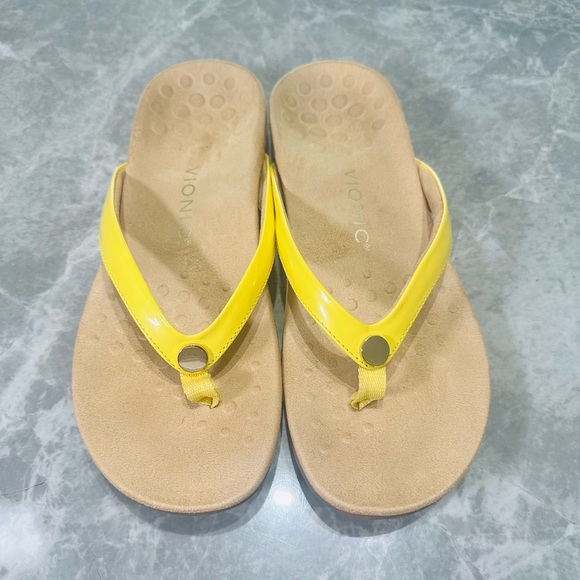 Vionic | Shoes | Vionic Rest Sz 8 Bella Thong Sandals Yellow Patent ...